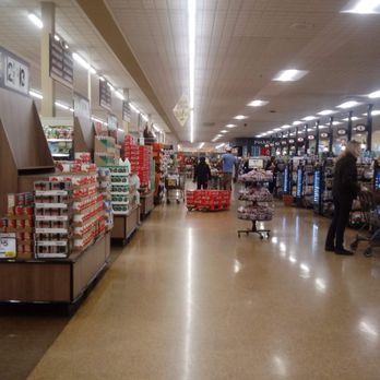 BIG Y WORLD CLASS MARKET - Updated December 2025 - 73 Photos & 52 ...