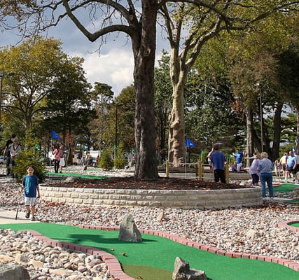 BLUEGRASS MINI GOLF - Updated April 2026 - 200 Port Au Peck Ave ...