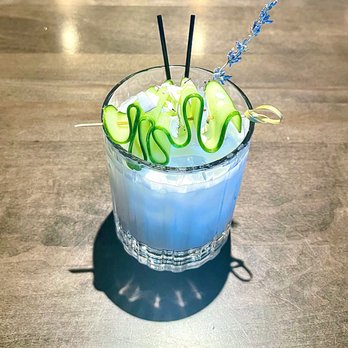 MOON THAI AND JAPANESE RESTAURANT - Updated June 2024 - 723 Photos ...