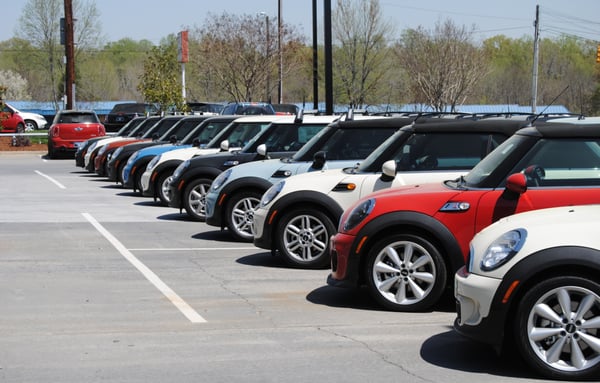 HENDRICK MINI - Updated October 2025 - 49 Photos & 77 Reviews - 7036 E ...