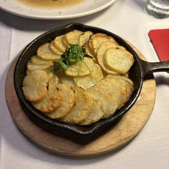 TABLE 33 - Updated January 2026 - 495 Photos & 413 Reviews - 45 W 4th ...