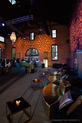 TENK WEST BANK - Updated September 2025 - 23 Photos - 2111 Center St ...