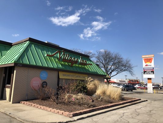 VILLAGE INN - 20 Photos & 15 Reviews - 7101 S 27th St, Lincoln ...