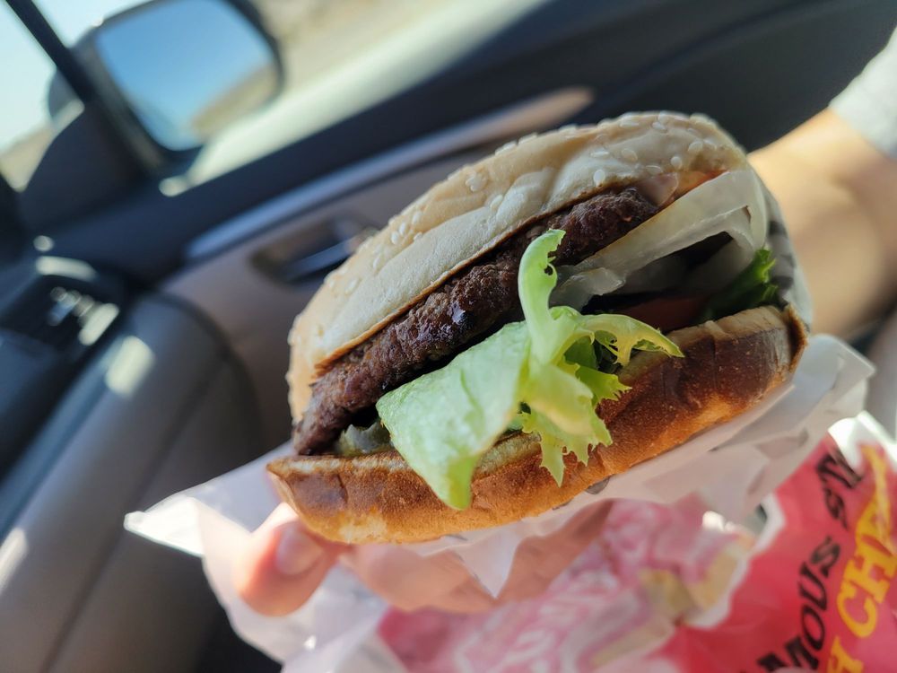 Needles CARL’S JR - Updated November 2024 - 37 Photos & 142 Reviews ...