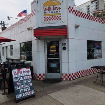 LITTLE BROTHERS BURGERS - Updated December 2024 - 157 Photos & 247 ...