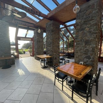 RAGGED POINT RESTAURANT - Updated July 2024 - 266 Photos & 265 Reviews ...