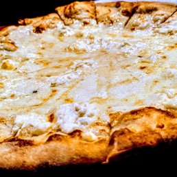 RUSTIQUE PIZZERIA + LOUNGE - Updated March 2025 - 144 Photos & 211 ...