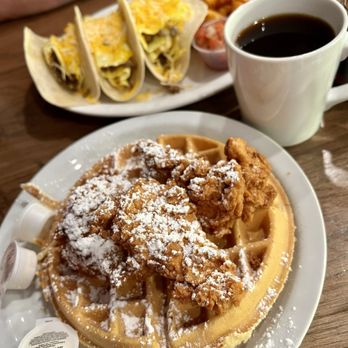 FRIZZLE CHICKEN CAFE - Updated November 2024 - 1059 Photos & 682 ...