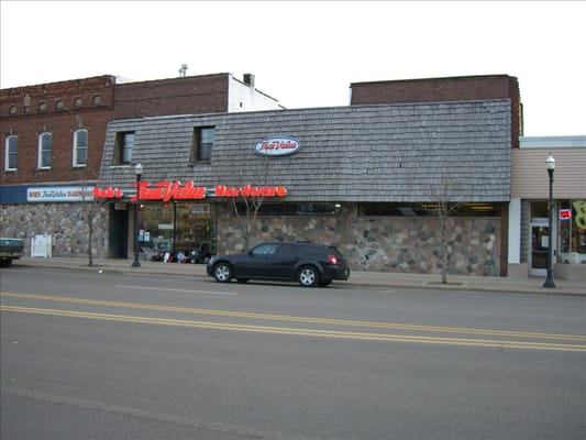 BOB’S TRUE VALUE HARDWARE - Updated April 2025 - 125 W Allegan St ... BOB’S TRUE VALUE HARDWARE - Updated April 2025 - 125 W Allegan St ...