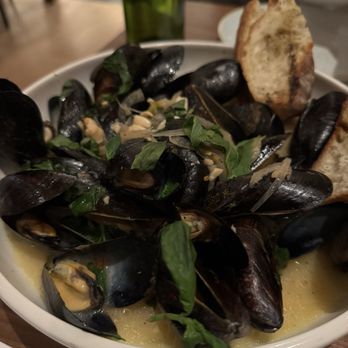 SIXTY VINES - Updated May 2025 - 350 Photos & 124 Reviews - 3401 ...