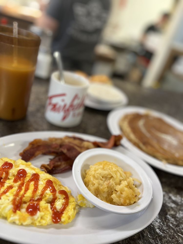 LISA’S FIFTH STREET DINER - Updated December 2024 - 71 Photos & 109 ...