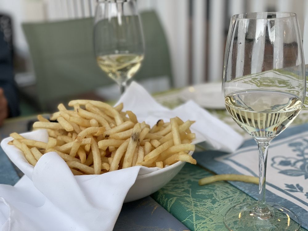 BIS ON MAIN - 375 Photos & 520 Reviews - 10213 Main St, Bellevue ...