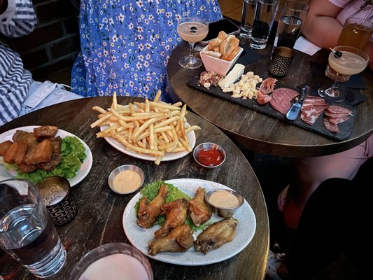 THE ALLEY - Updated July 2024 - 129 Photos & 95 Reviews - 4509 ...