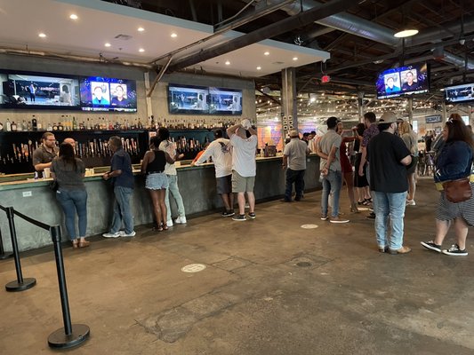 PITCH 25 BEER PARK - 420 Photos & 335 Reviews - 2120 Walker St, Houston ...