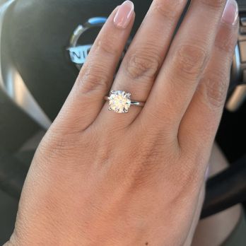 THE DIAMOND CONNECTION - Updated November 2024 - 687 Photos & 954 ...