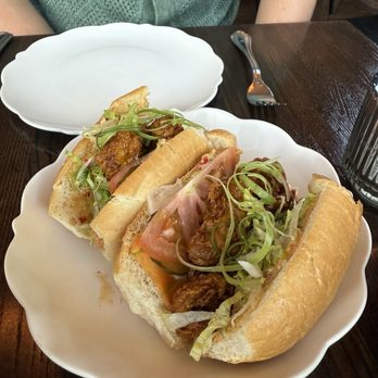 PILLAR - Updated January 2026 - 169 Photos & 62 Reviews - 408 N Bishop ...