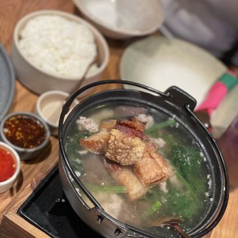 LE LERT - Updated July 2025 - 154 Photos & 21 Reviews - 27 Carlton ...