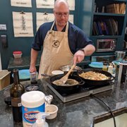 WELL DONE COOKING CLASSES - 265 Photos & 183 Reviews - 2811 Airline Dr ...