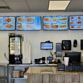 RIVERSIDE EXPRESS SEAFOOD - 59 Photos & 67 Reviews - 130 E Memorial ...