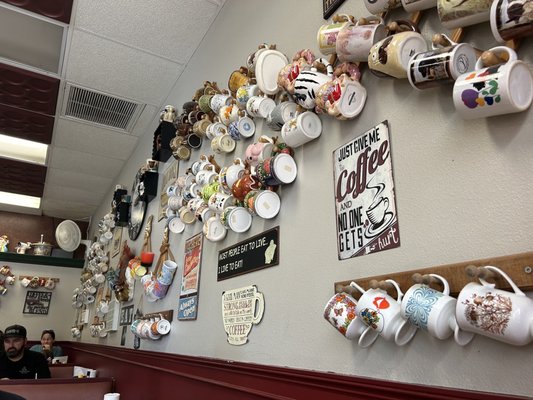 ODD CUPLES CAFE - Updated December 2025 - 41 Photos & 64 Reviews - 117 ...