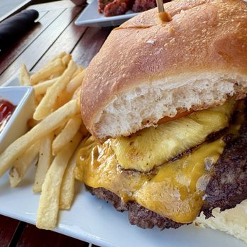 808 CRAFT HOUSE - Updated January 2026 - 276 Photos & 176 Reviews - 92 ...