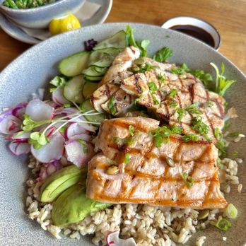 PACIFIC CATCH - Updated July 2024 - 1951 Photos & 1026 Reviews - 243 S ...