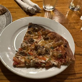 EVO PIZZERIA - 869 Photos & 705 Reviews - 1075 E Montague Ave, North ...
