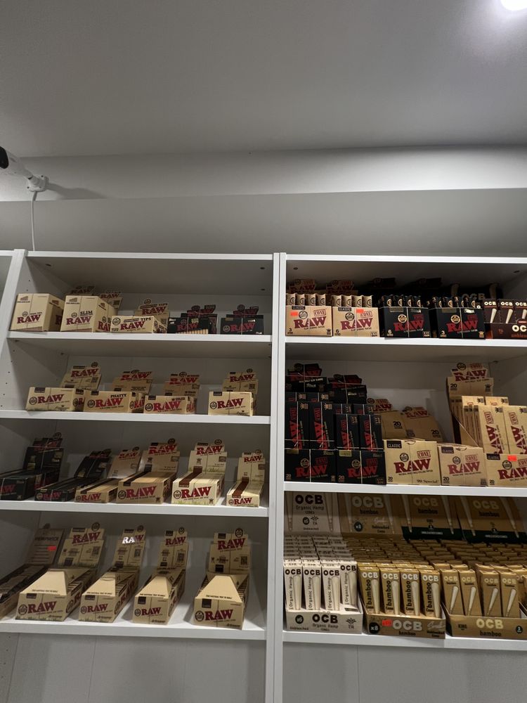 BLACK HAWK VAPE & SMOKE - Updated October 2025 - 15 Photos - 221 ...