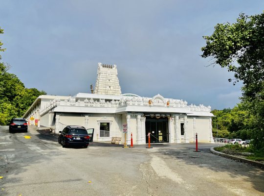 SRI VENKATESWARA TEMPLE - Updated March 2025 - 96 Photos & 16 Reviews ...
