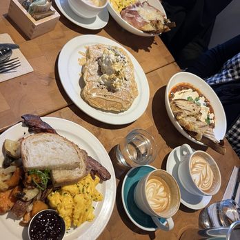 COMMONWEALTH CAFE - Updated April 2025 - 794 Photos & 638 Reviews - 300 ...