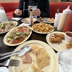 MARISCOS EL PERIHUETE - 383 Photos & 460 Reviews - 16600 Paramount Blvd ...