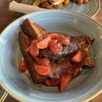 MOHI FARM - Updated November 2024 - 350 Photos & 236 Reviews - 90 E 3rd ...