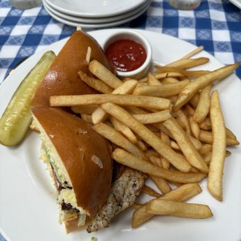 PERRY’S - NOVATO - Updated November 2024 - 151 Photos & 177 Reviews ...