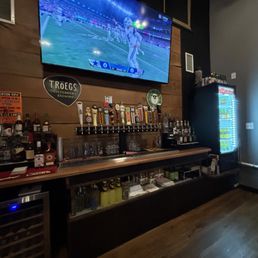 PERRYTOWN TAP HOUSE - Updated July 2025 - 52 Photos & 17 Reviews - 1002 ...