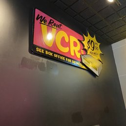 ALAMO DRAFTHOUSE CINEMA RALEIGH - Updated July 2025 - 475 Photos & 431 ...