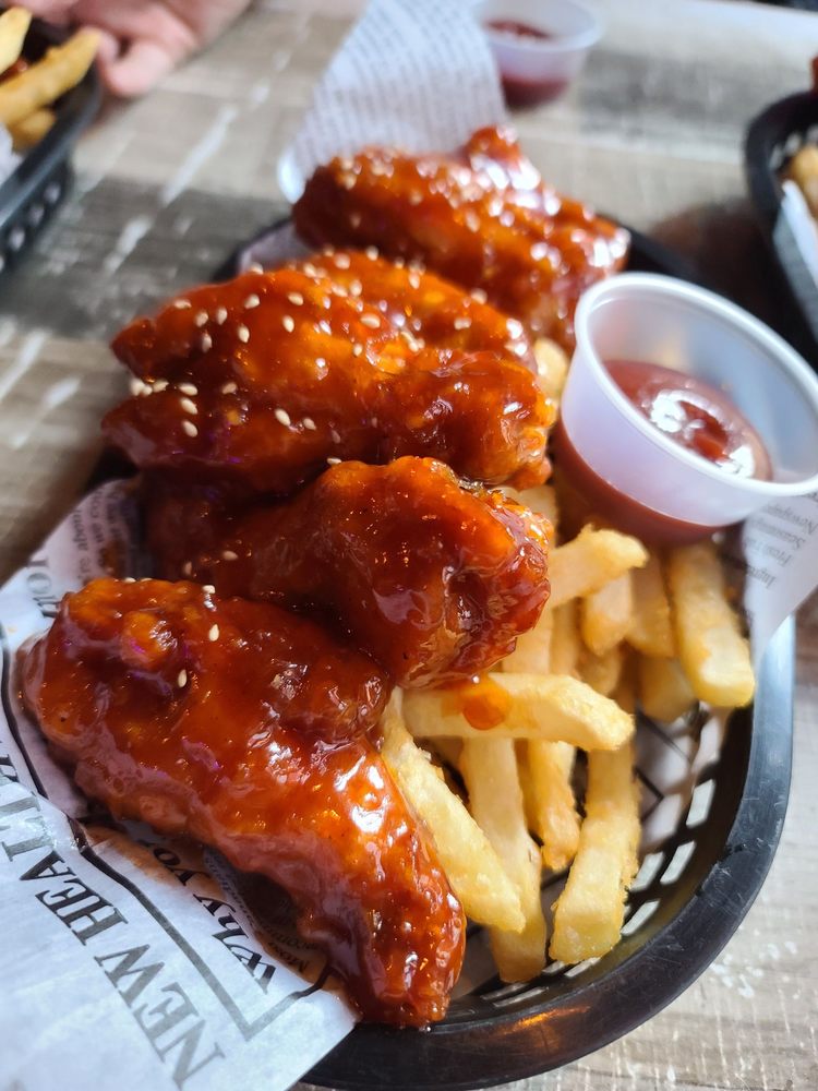 DAKGOGI - Updated January 2026 - 138 Photos & 46 Reviews - 25 Wellesley ...