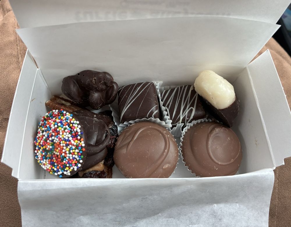 TURTLE ALLEY CHOCOLATES - Updated December 2025 - 30 Photos & 30 ...