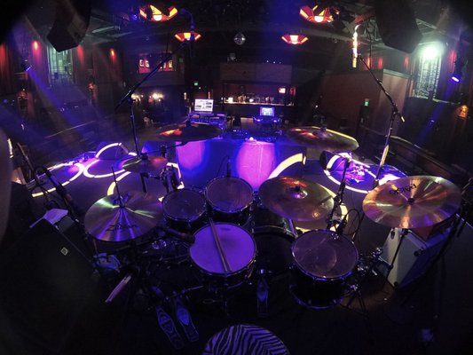 THE INDEPENDENT - 371 Photos & 820 Reviews - Music Venues - 628 ...