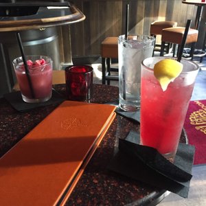 THE RIGHTEOUS ROOM - 57 Photos & 144 Reviews - Lounges - 641 Walnut St ...