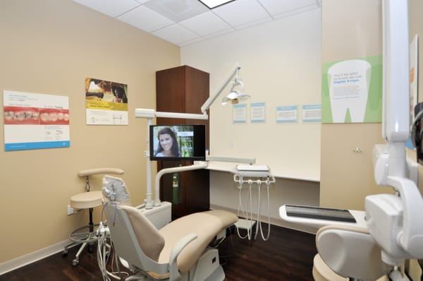 SPRING VALLEY DENTIST OFFICE - Updated December 2025 - 34 Photos & 73 ...