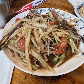 SOM TUM JINDA - Updated September 2025 - 261 Photos & 67 Reviews - 76 ...