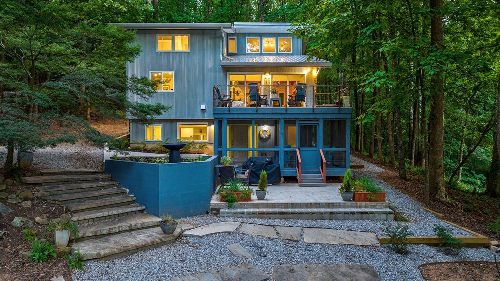 JARRETT MARTIN - CORCORAN CLASSIC LIVING - Updated June 2025 - 940 ...