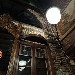 SALOON RESTAURANT - Updated June 2025 - 391 Photos & 286 Reviews - 750 ...