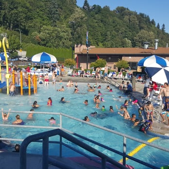HENRY MOSES AQUATIC CENTER - Updated June 2025 - 77 Photos & 83 Reviews ...