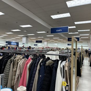 MARSHALLS - Updated November 2025 - 74 Photos & 90 Reviews - 600 N ...