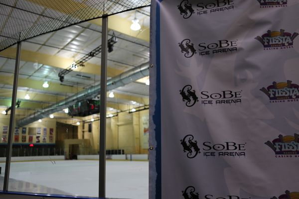 PEPSI ICE ARENA - 45 Photos & 44 Reviews - 2407 N Rancho Dr, North Las ...