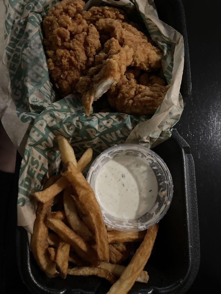 WINGSTOP - Updated August 2025 - 352 Broadway, Saugus, Massachusetts ...
