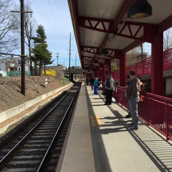 MANHASSET LIRR STATION - Updated October 2025 - 11 Photos - Plandome Rd ...