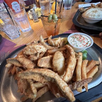 PINE TREE SUPPER CLUB - Updated December 2025 - 44 Photos & 61 Reviews ...