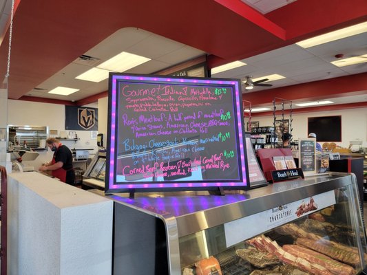 CHIP OFF THE BLOCK DELI - Updated May 2025 - 162 Photos & 113 Reviews ...